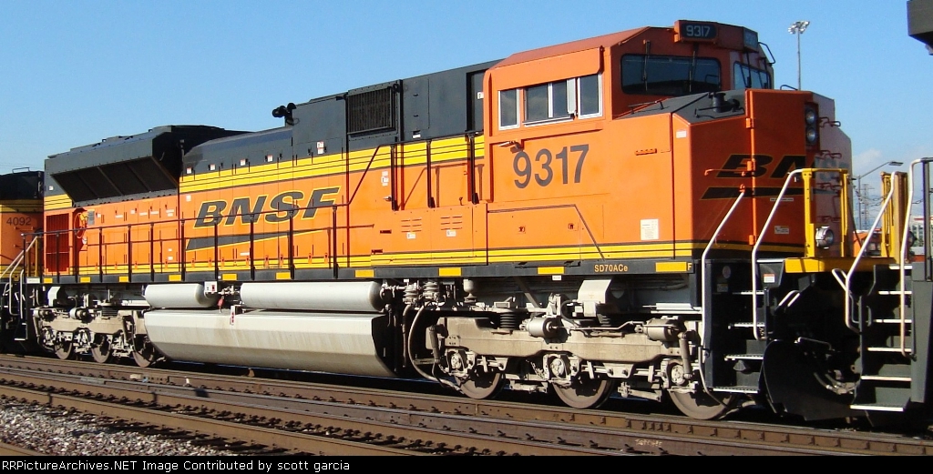 BNSF 9317